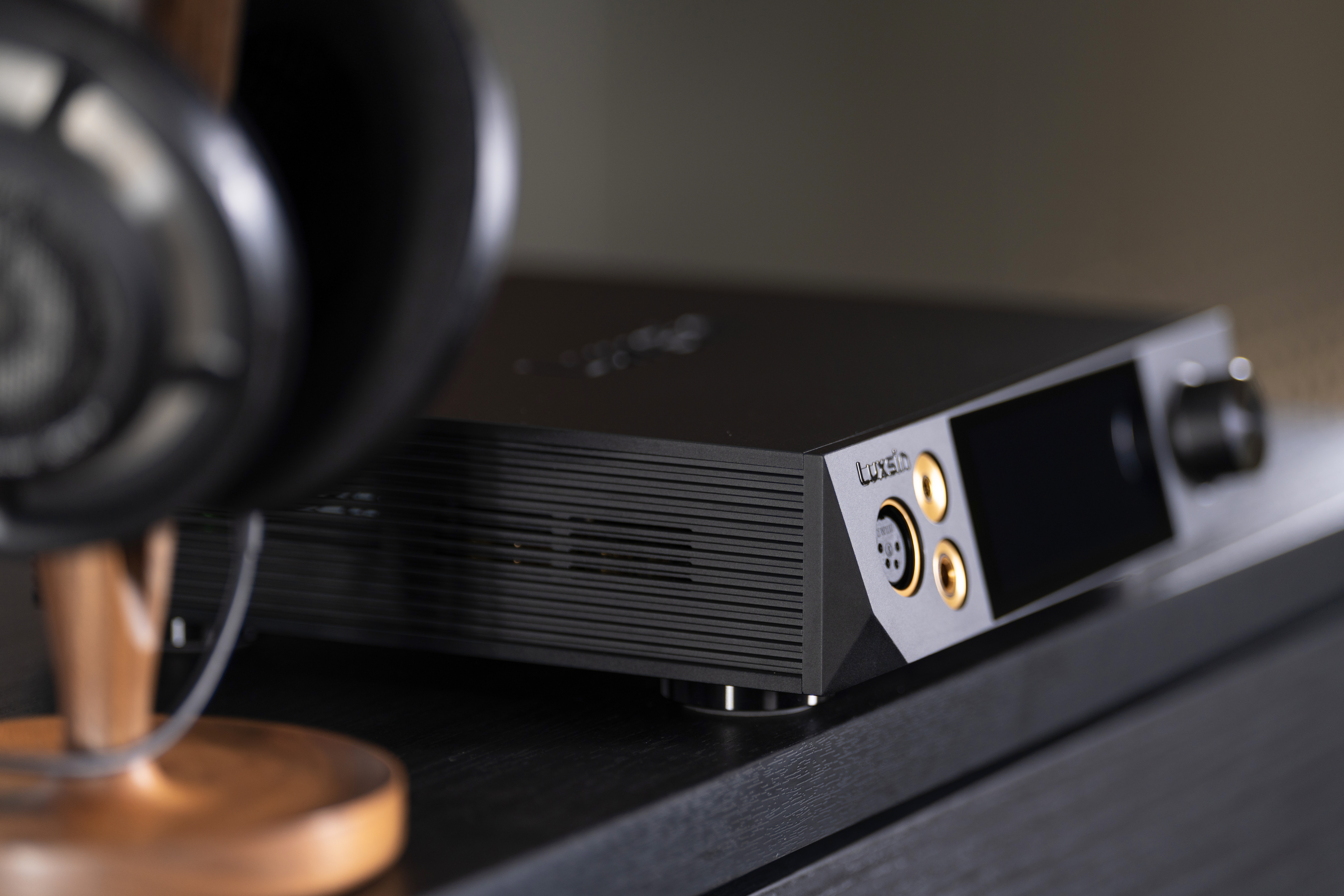 Luxsin Expands Desktop HiFi Line with New X8 Intelligent DAC ...